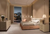 Kingsize Elegant Simple Style Bedroom Leather and Velvet Bed